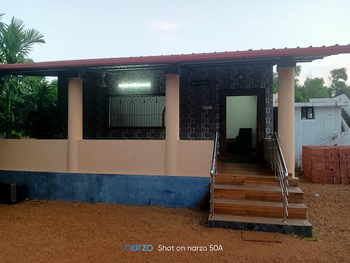 Farm House Shetageri-
Enjoy The Farm House Living - Ankola