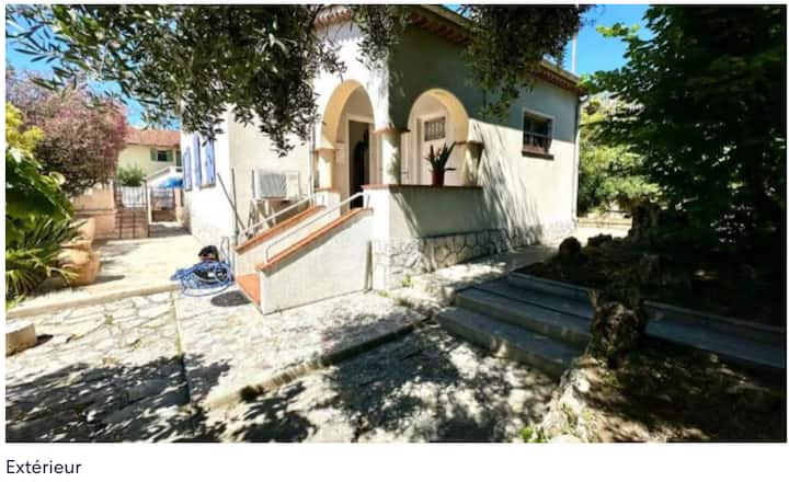 Villa Havre De Paix Avec Jardin
Proche Des Plages - Cagnes-sur-Mer
