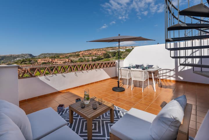 Apartamento Con Terraza Y Azotea En Casares Costa - Manilva