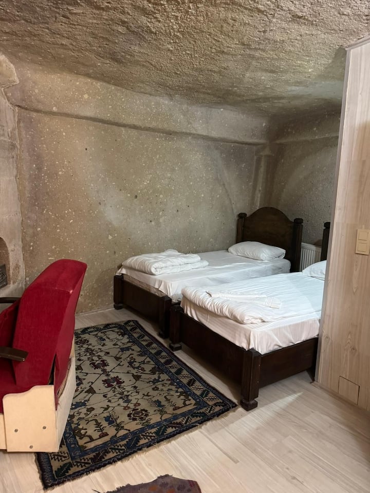 6 Mağara Oda - Turkey