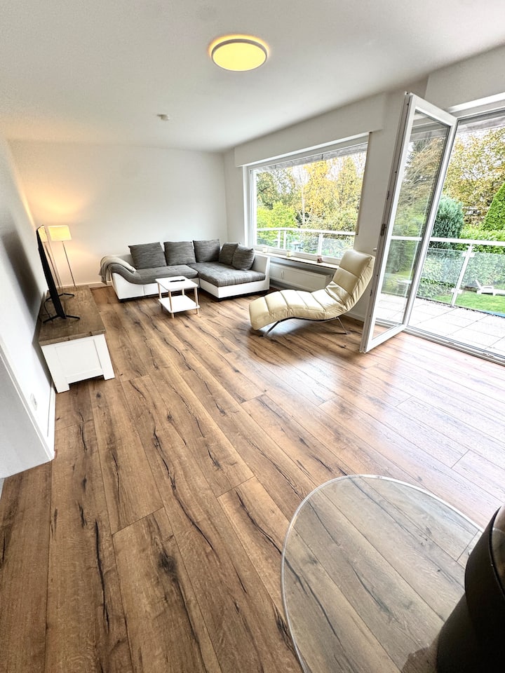 Lichtdurchflutete Wohnung In Naturlage - Nähe Köln - Bergisch Gladbach