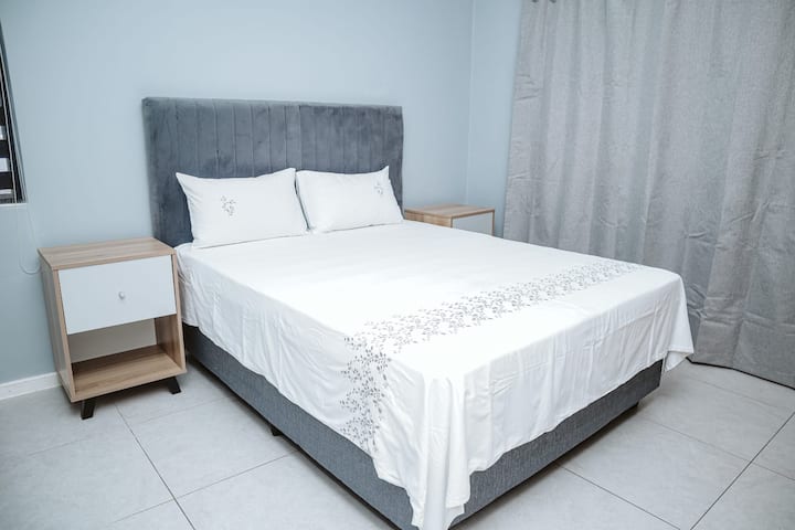 Festive Dec Escape In Joburg – 1 Bed Near Sandton. - Edenvale