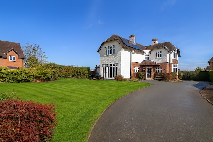 Spacious 4-bed Home | Oswestry | Families & Groups - Oswestry