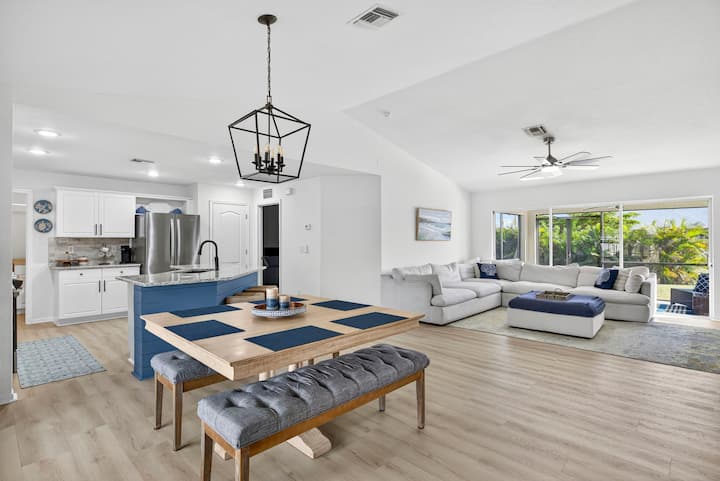 Cape Coral, Hot Tub!, 10ppl, Pet Friendly, Modern! - Burnt Store Marina