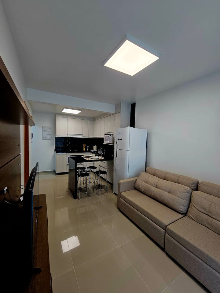 Apto Na Praia, Condomínio Beira Mar -Matinhos/pr - Matinhos