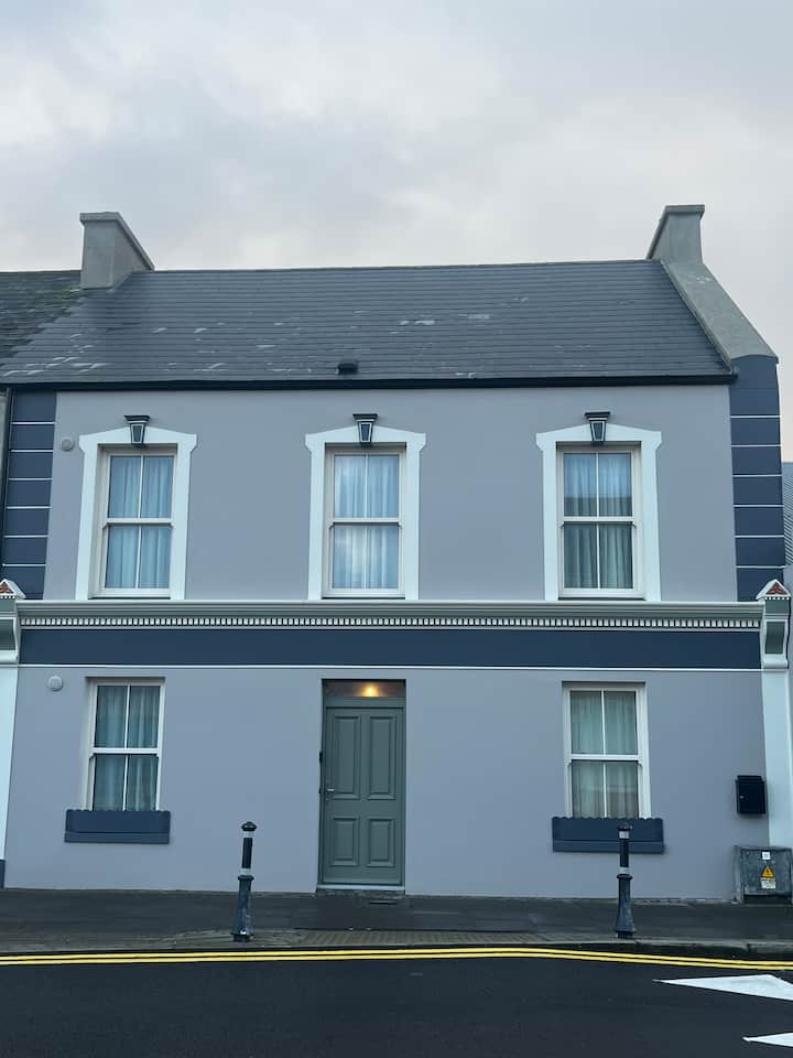 No. 10 Main Street, Ballybunion - Listowel, Ireland