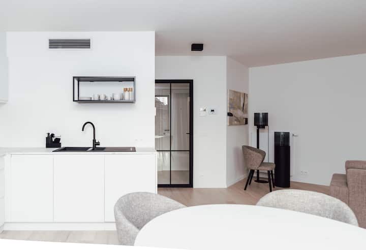 Luxury Apartment - Kuurne