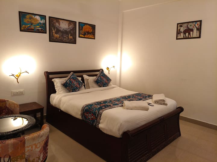 2 Resort Rooms Near Ashwem Beach - Goa