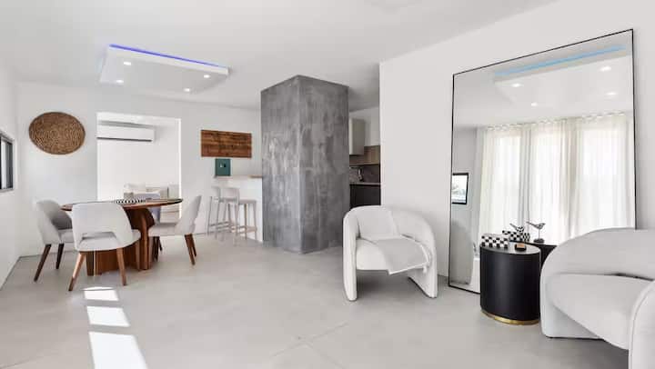 Modern Home Near Jobos Beach W/ Jacuzzi, Wifi - Isabela