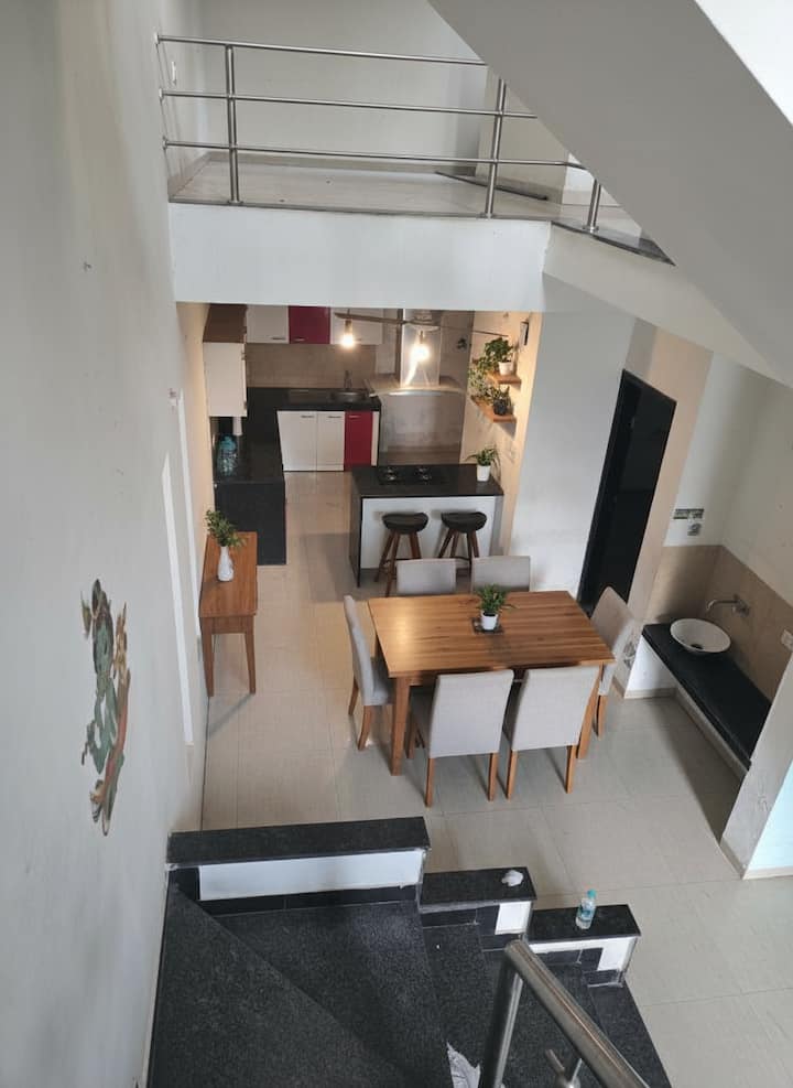 3bhk Row House In Mr10 – A Peaceful Indore Stay - Indore