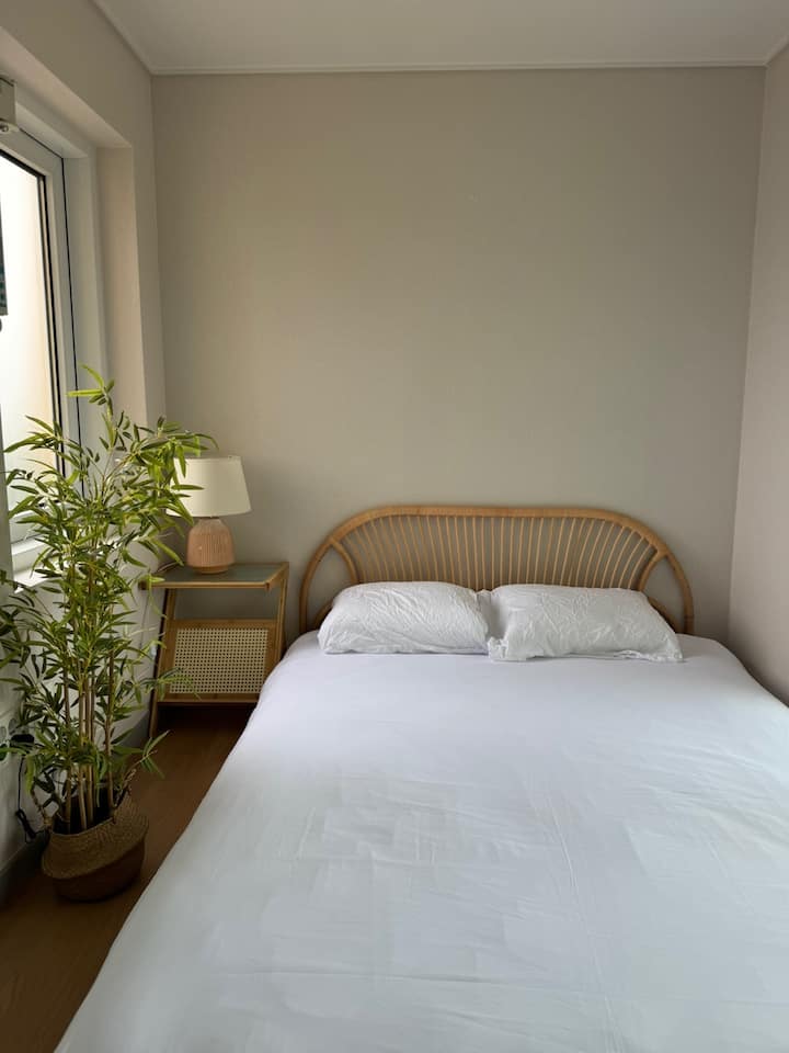 [오픈특가] 서귀포 시내 부근 감성 모던 하우스  바베큐 복층 테라스 단체 숙소 한달살기 - Jeju-do