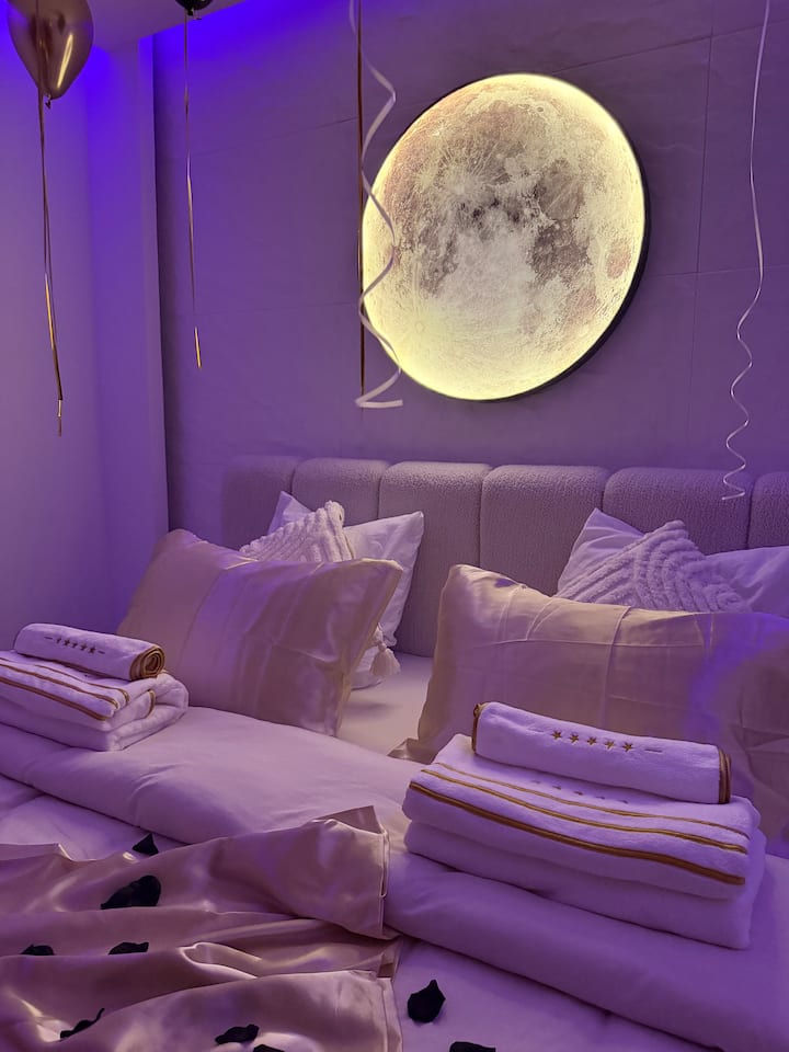 Secret Moon - Choisy-le-Roi