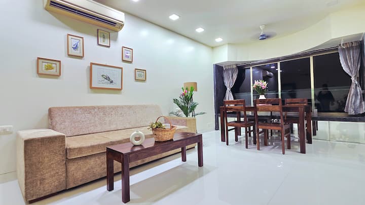 3bhk Seafacing Near Mannat Bandstand - Mumbai