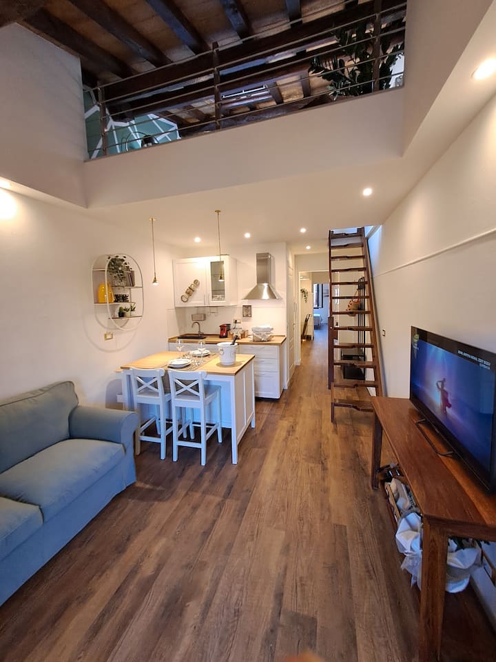 150 Metri Dal Duomo, Apt. "Good Mood" Via Carteria - Modena, Italy