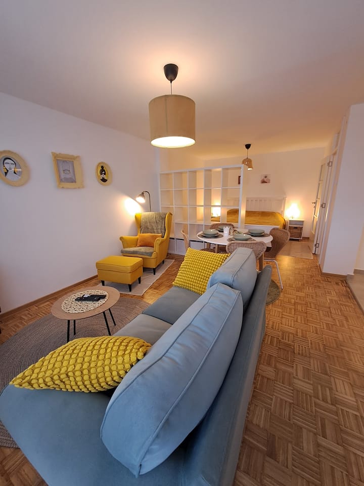 Yu Funky Apt. - Belgrade Nikola Tesla Airport (BEG)