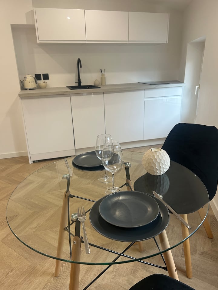 Studio Rénové Au Cœur De Valence Au Design éPuré - Valence