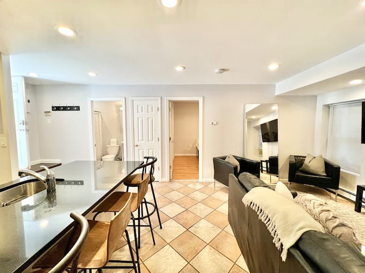 2br-north End, Little Italy | Walk To Td Garden - Boston, MA