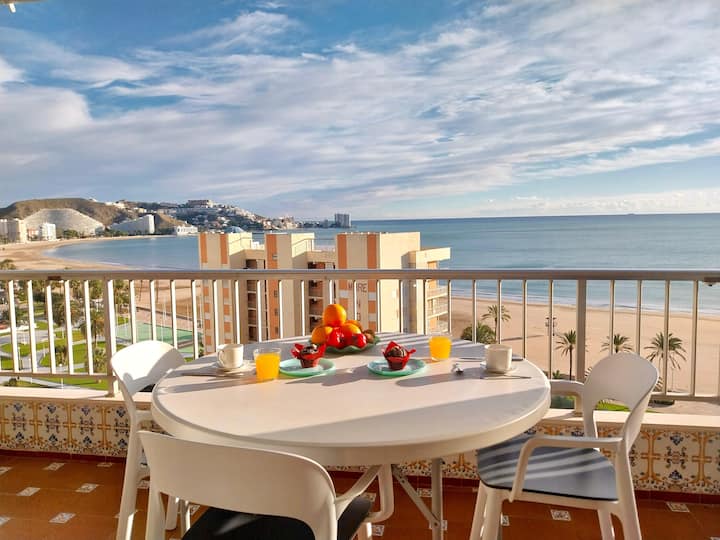 Beachfront Apartment - Cullera
