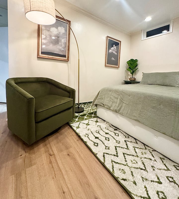 Modern Weho Studio; Walk To Bars & Restaurants - Beverly Hills, CA