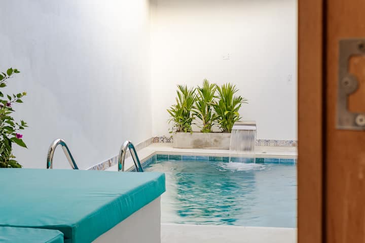 Villa De Estilo Colonial Moderno Con Piscina - Santa Fé de Antioquia