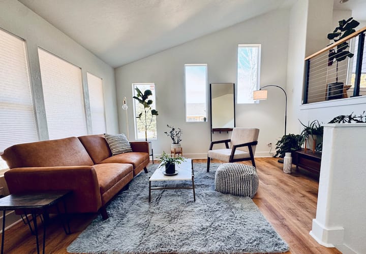 Bright And Spacious 4b/3b Home In Heber Valley! - Heber City, UT