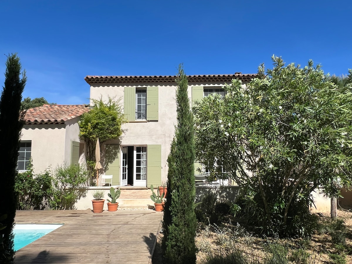 Maison de vacances dans les Alpilles - Maisons à louer à Paradou ...