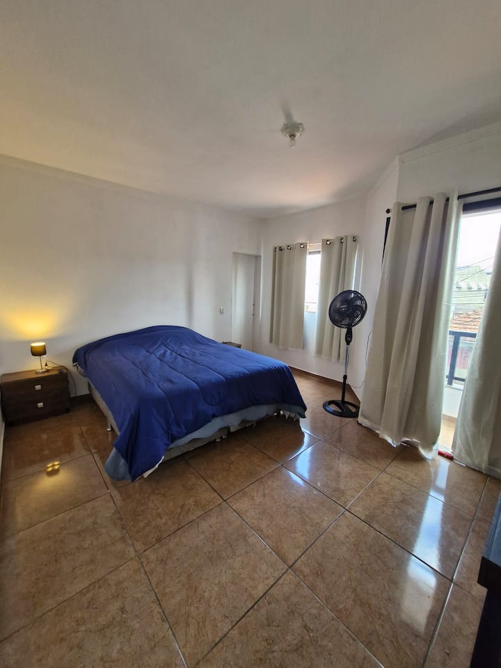 Quarto Aconchegante No Coração De Pouso Alegre - Pouso Alegre