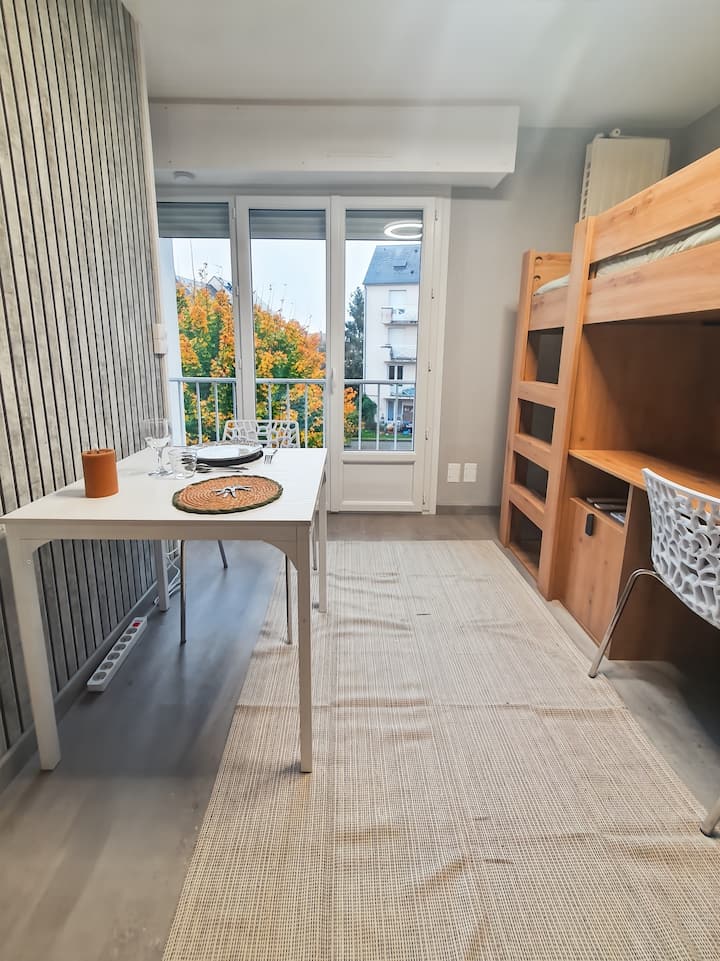 Cocon Idéal Proche Centre-ville, Avec Parking - Chartres