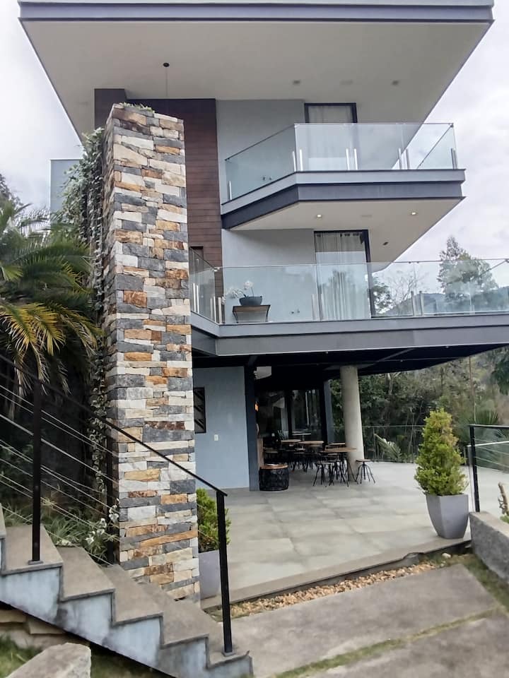 Casa Condomínio De Luxo Com 6 Suítes, Teresópolis - Teresópolis