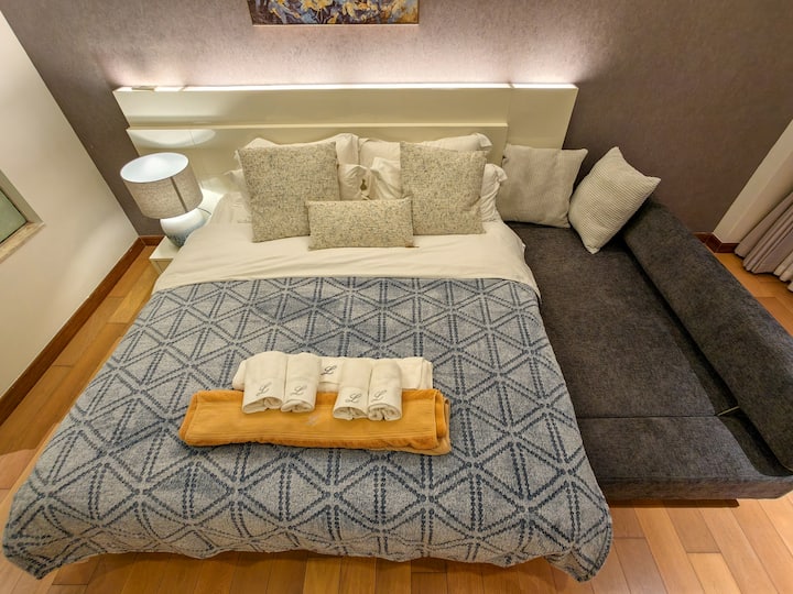 夜市旁舒适两卧家庭套房|Astra公寓·近古城 - Chiang Mai