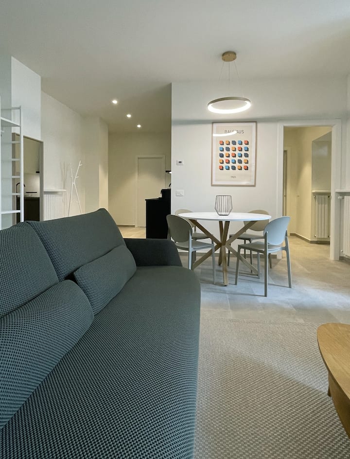 Appartamento 4 In Palazzo D'epoca Ristrutturato - Biella