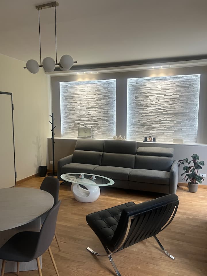 Casa Eleganza Torino – City Center Suite - Turin