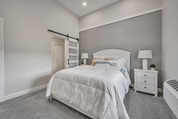 Luxury Apartment Suite 311 - Lake Wynonah, Auburn