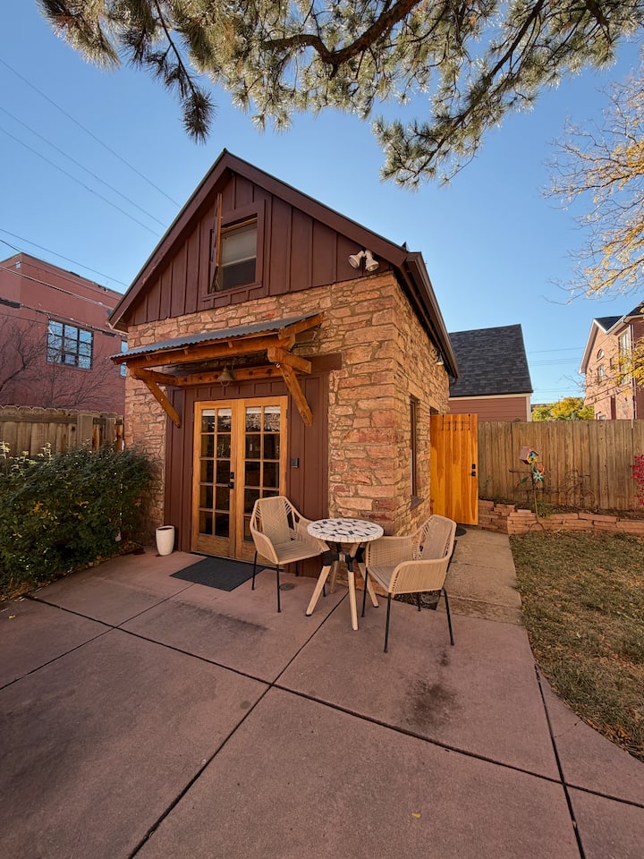 Spruce Cottage Downtown Boulder Gem - Chautauqua, NY