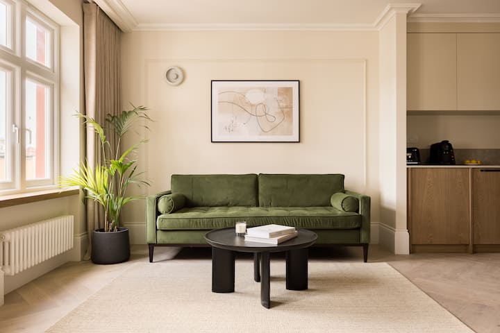 Lovely St James's 1br - Netflix & Nespresso - 블룸스버리