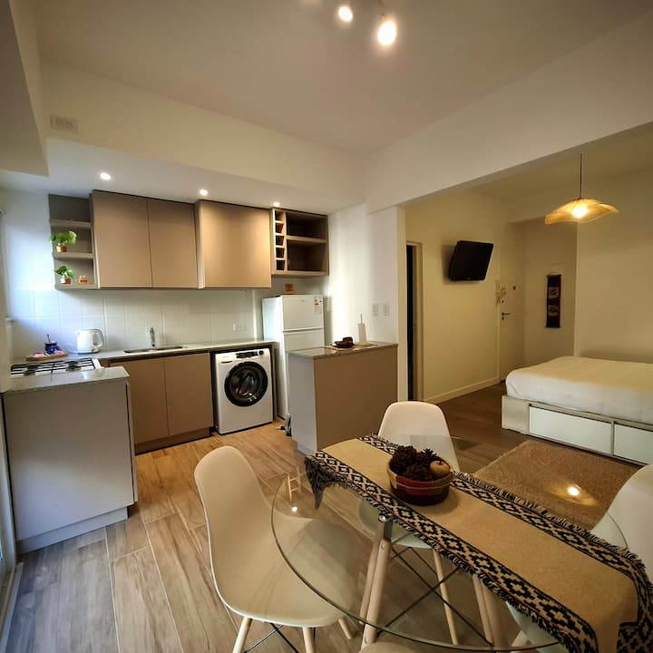 Monoamb A Estrenar Sobre Av. Colón Y A Mts Del Mar - Mar del Plata