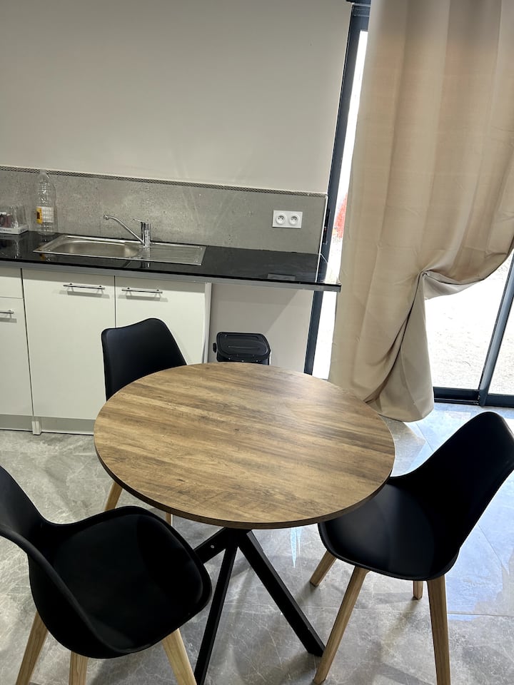 Appartement Idéal Festival Avignon – 2 Personnes - ibis budget Avignon Centre