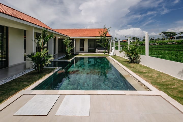 The Light Villa Bali:3br Calm & Bright Energy Home - Australia