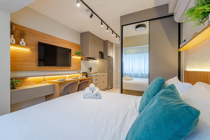 Studio Luxo A 6 Min Ibirapuera | Metrô, A/c, Wi-fi - Brazil