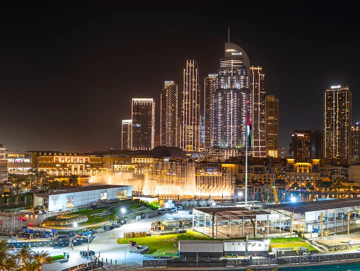 Skyluxe Impériale 2br -Front Burj & Fountain Views - Dubaj