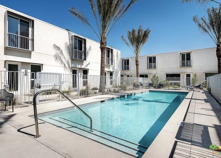 Palm Springs Retreat | Pool & Spa | Mountain Views - Palm Springs, CA