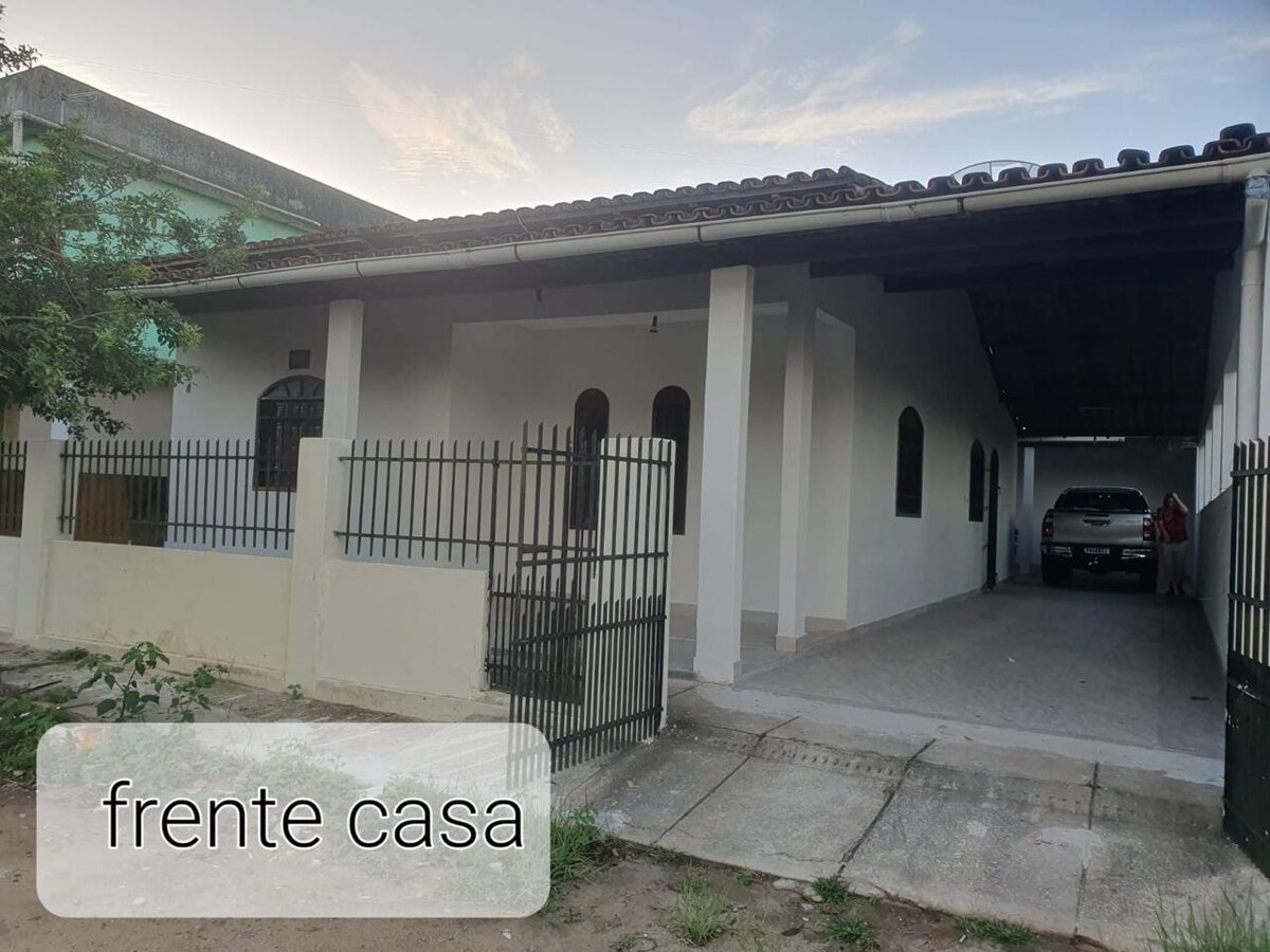Spacious and airy house 5 blocks from the beach - Houses for Rent in ...