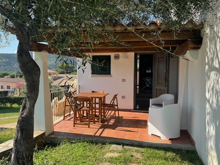 Villa Mea, A Picco Sul Mare, Baia S.anna, Budoni - Budoni