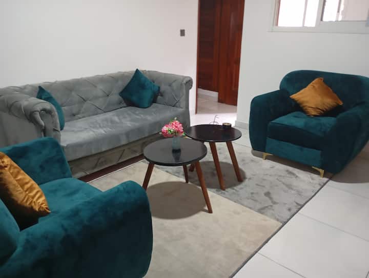 Appart. Chambre Salon Sécurisé Calme, Confortable - Abidjan