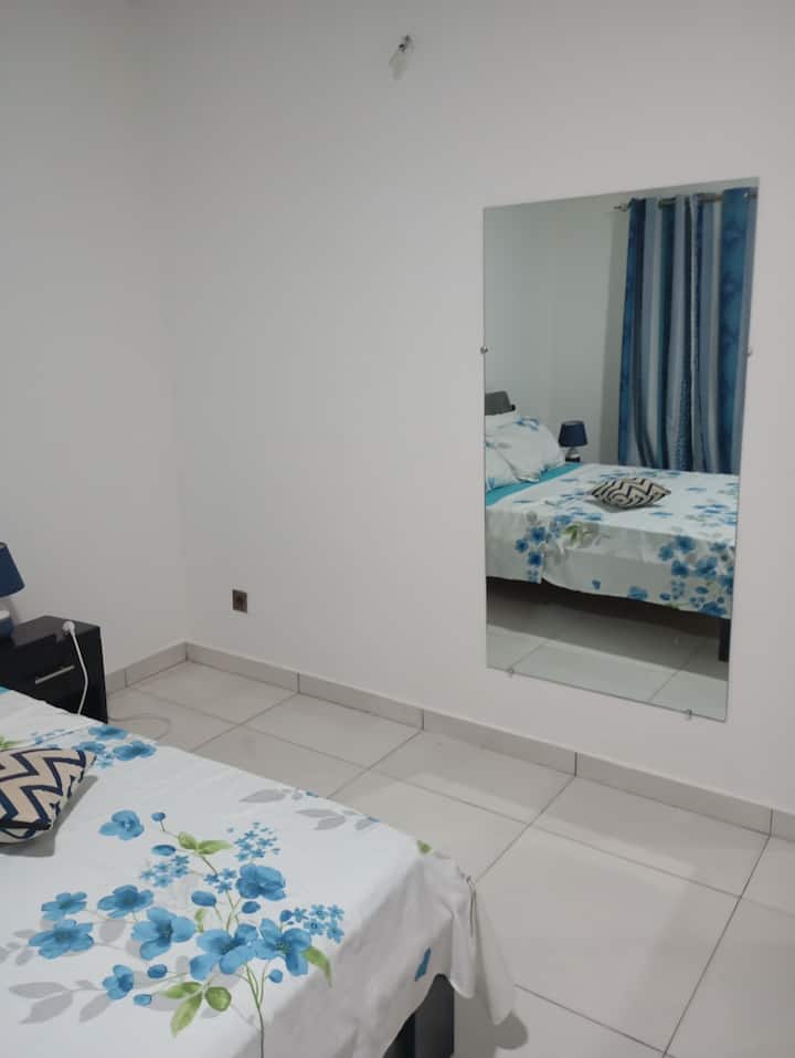Appart. Chambre Salon Sécurisé Calme, Confortable - Abidjan