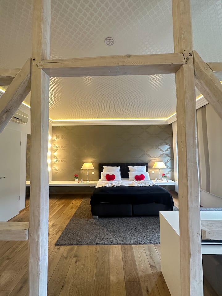 Helvetia Suites - Superior Suite (Düsseldorf City) - Düsseldorf