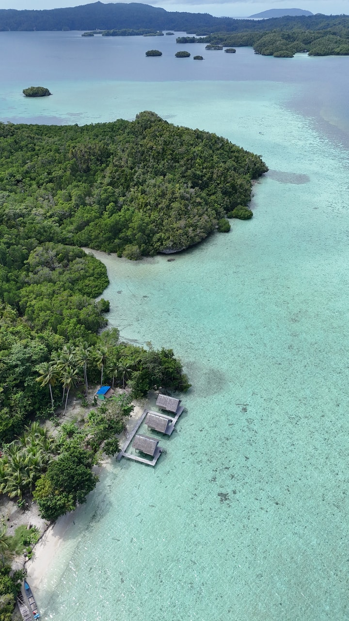 Maricho Homestay – Traditional Overwater House - West Papua