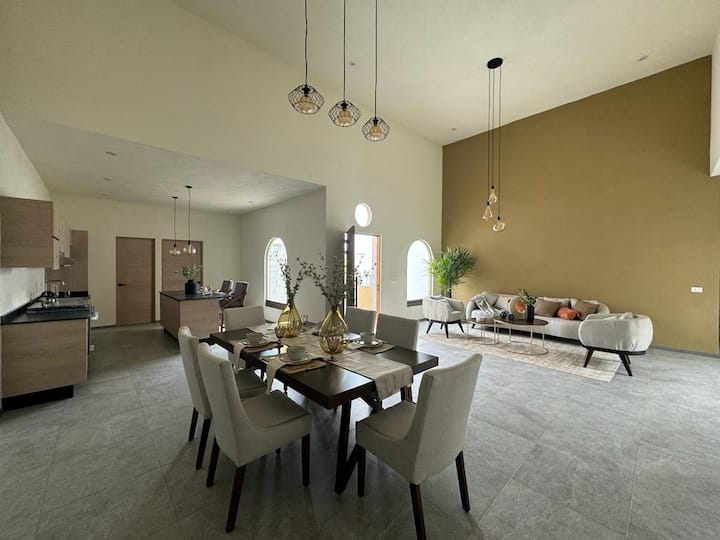 Hermosa Casa De 1 Piso A 10 Minutos Del Centro - San Miguel de Allende