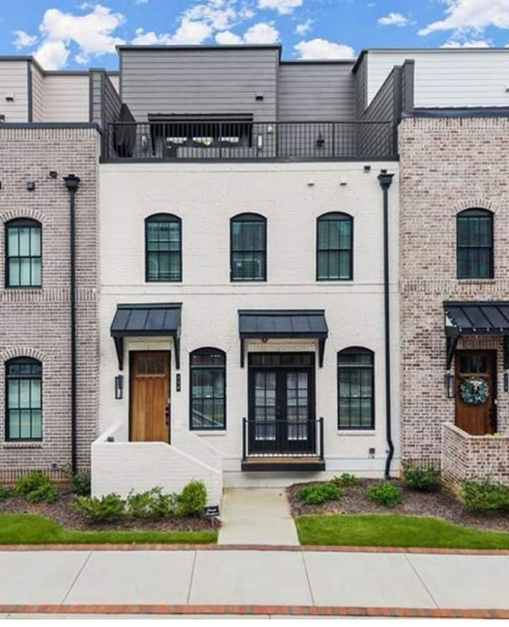 The Sweet Life In Sugar Hill - Luxury Townhome - Buford, GA