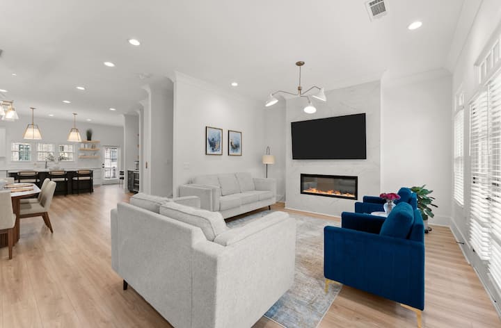 Luxury Townhome Near Mall Of Ga And Lake Lanier - Buford, GA